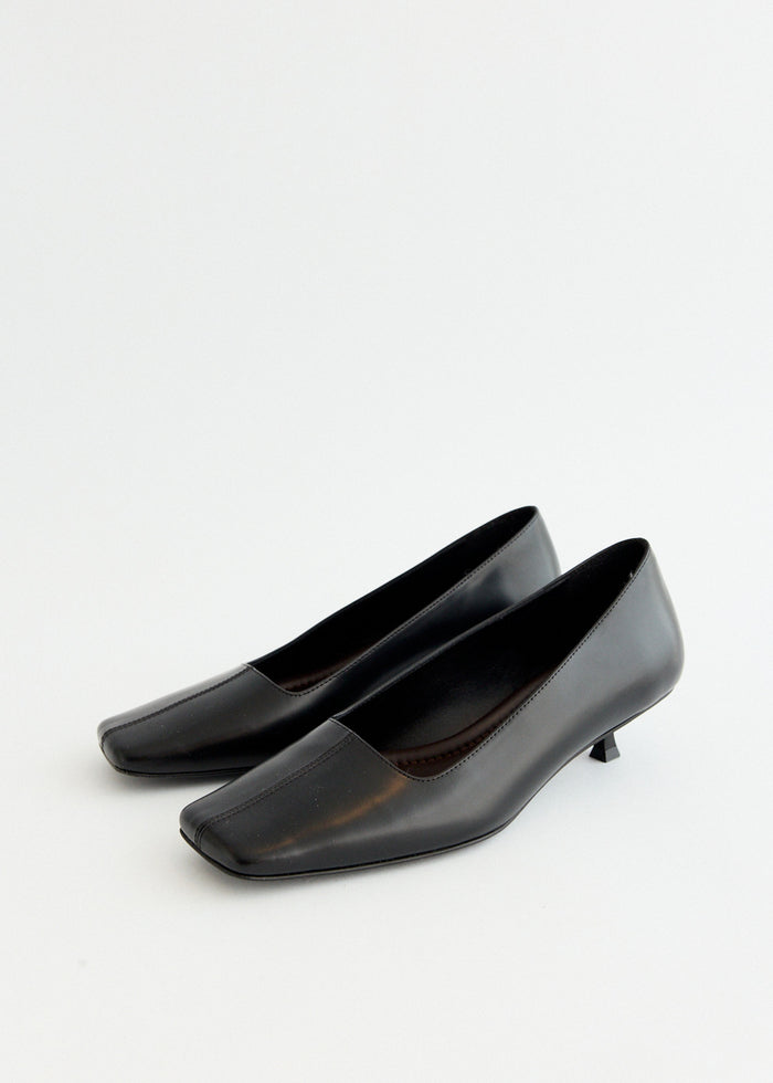 Square Toe Pump